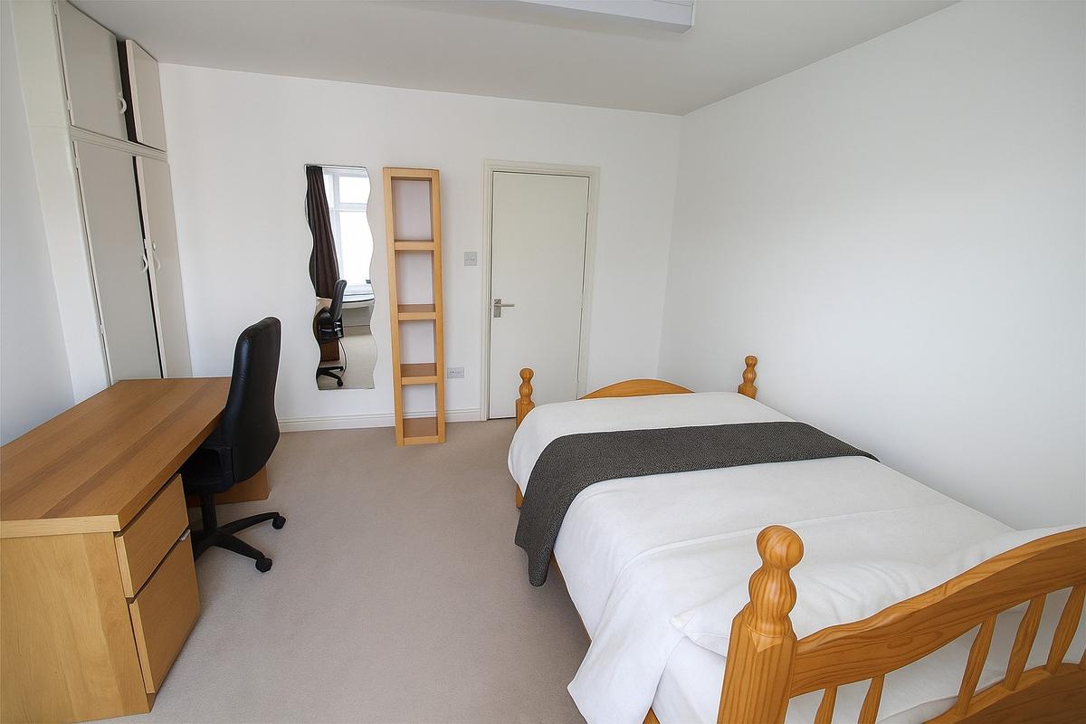 2 bedroom house for rent Barclay Street Leicester, LE3 0JA | UniHomes