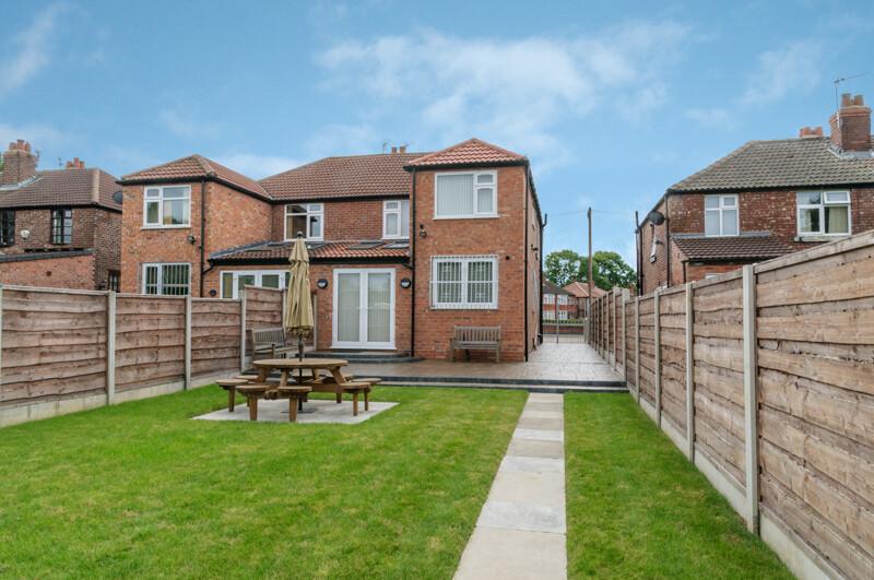 4 bedroom house for rent Finchley Road Manchester, M14 6EW | UniHomes