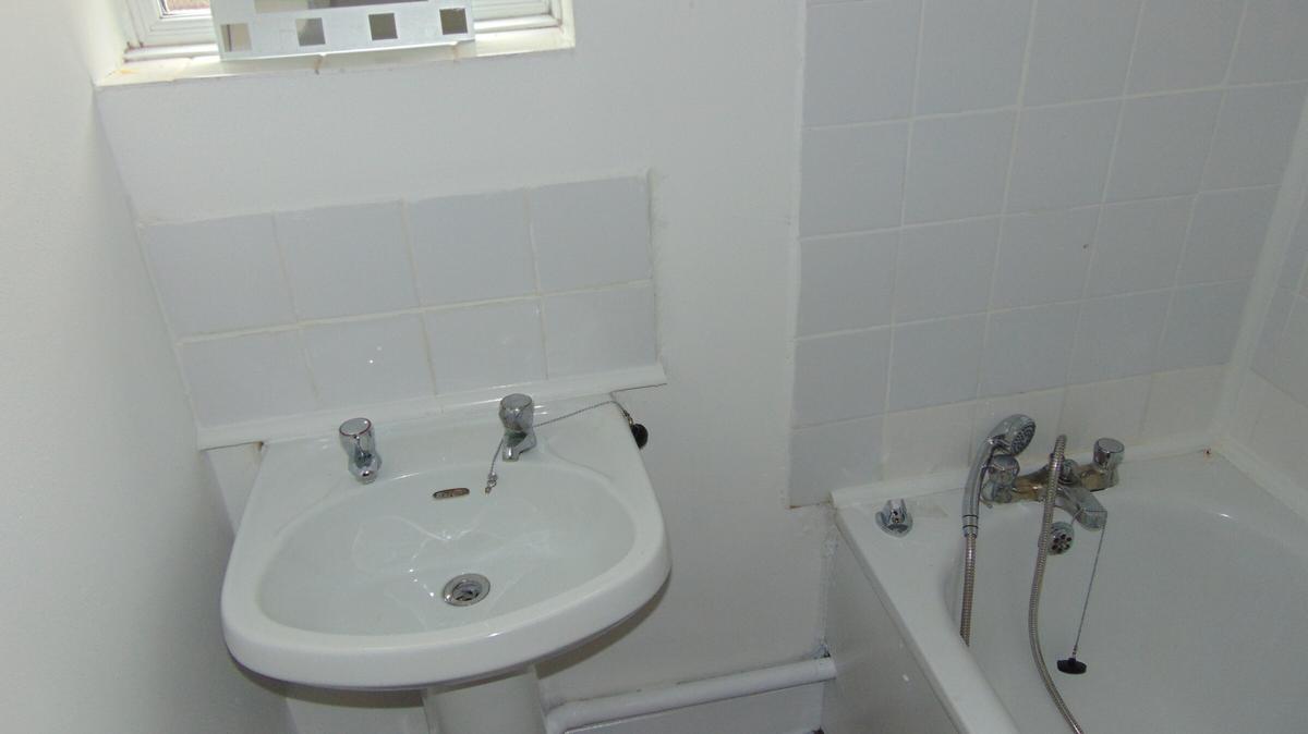 4 bedroom house for rent Margate Road Portsmouth, PO5 1EY | UniHomes