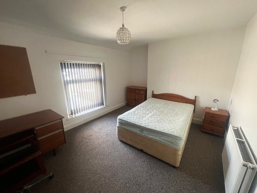 3 bedroom apartment for rent Victoria Terrace Swansea, SA1 4LS | UniHomes
