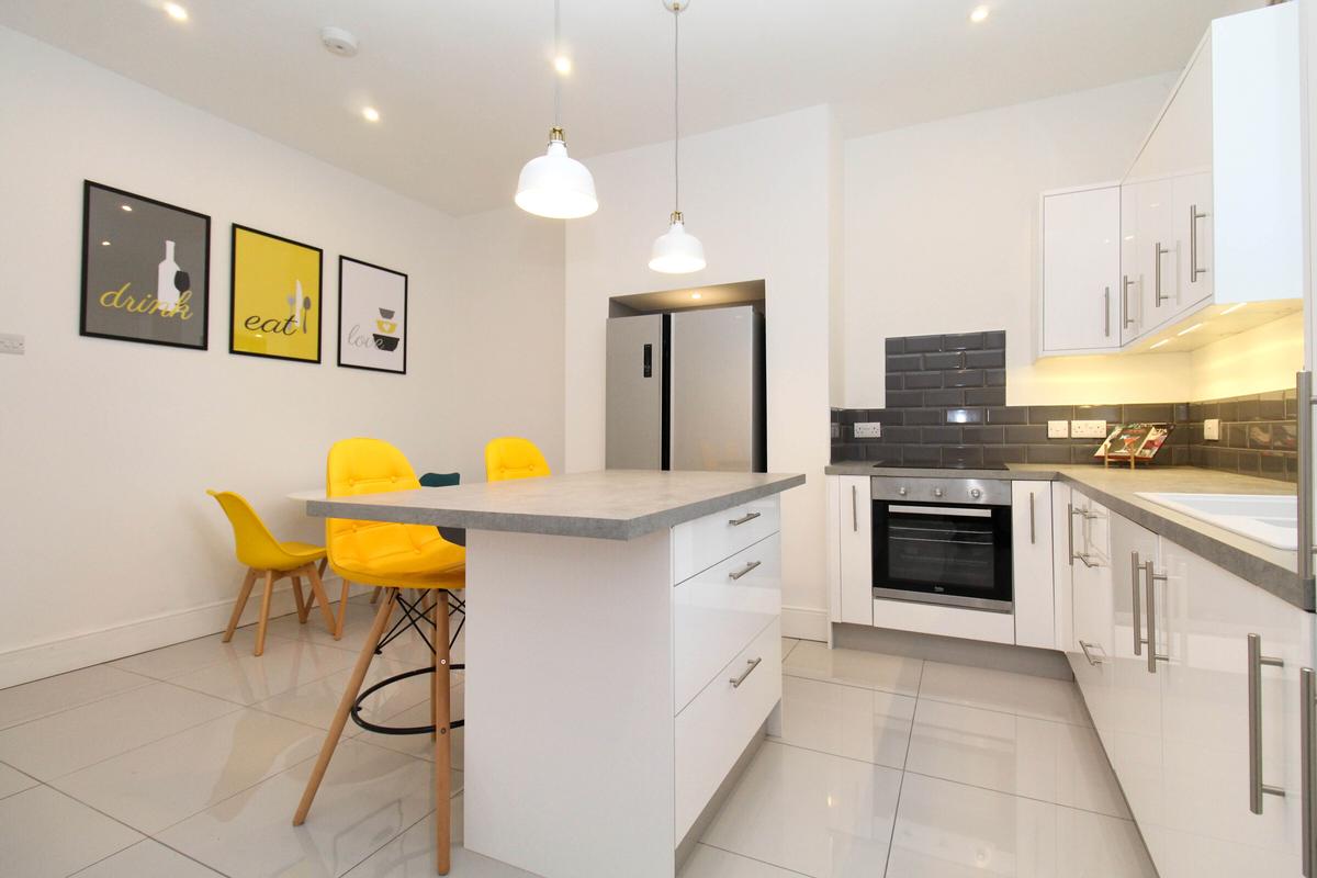 4 bedroom house for rent Tordoff Terrace, Leeds, LS5 3HU | UniHomes