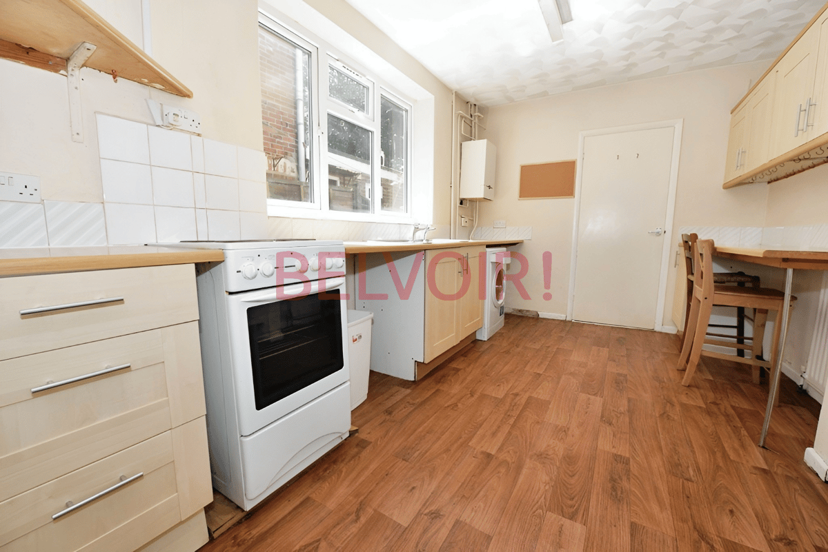 4 bedroom house for rent Woodside Road Southampton, SO17 2GU | UniHomes
