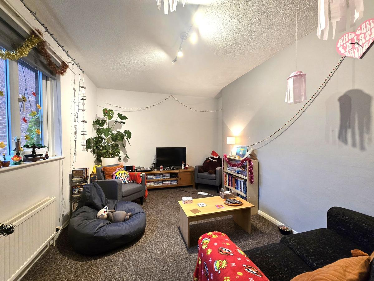 3 bedroom apartment for rent Beadnell Place Newcastle, NE2 1YD | UniHomes