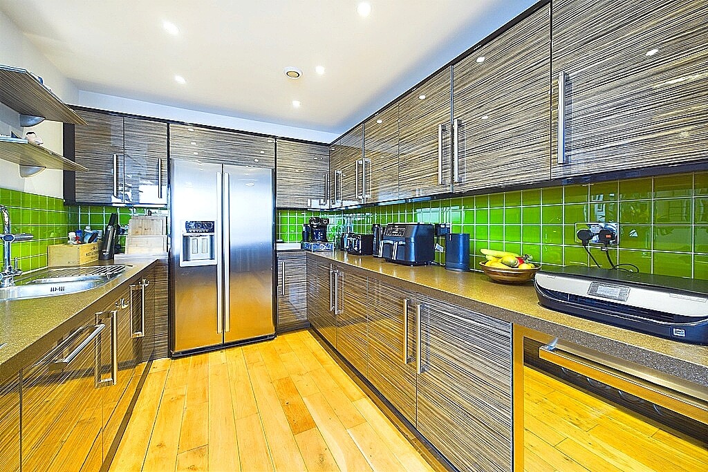 2 bedroom apartment for rent Channel Way Southampton, SO14 3JF | UniHomes