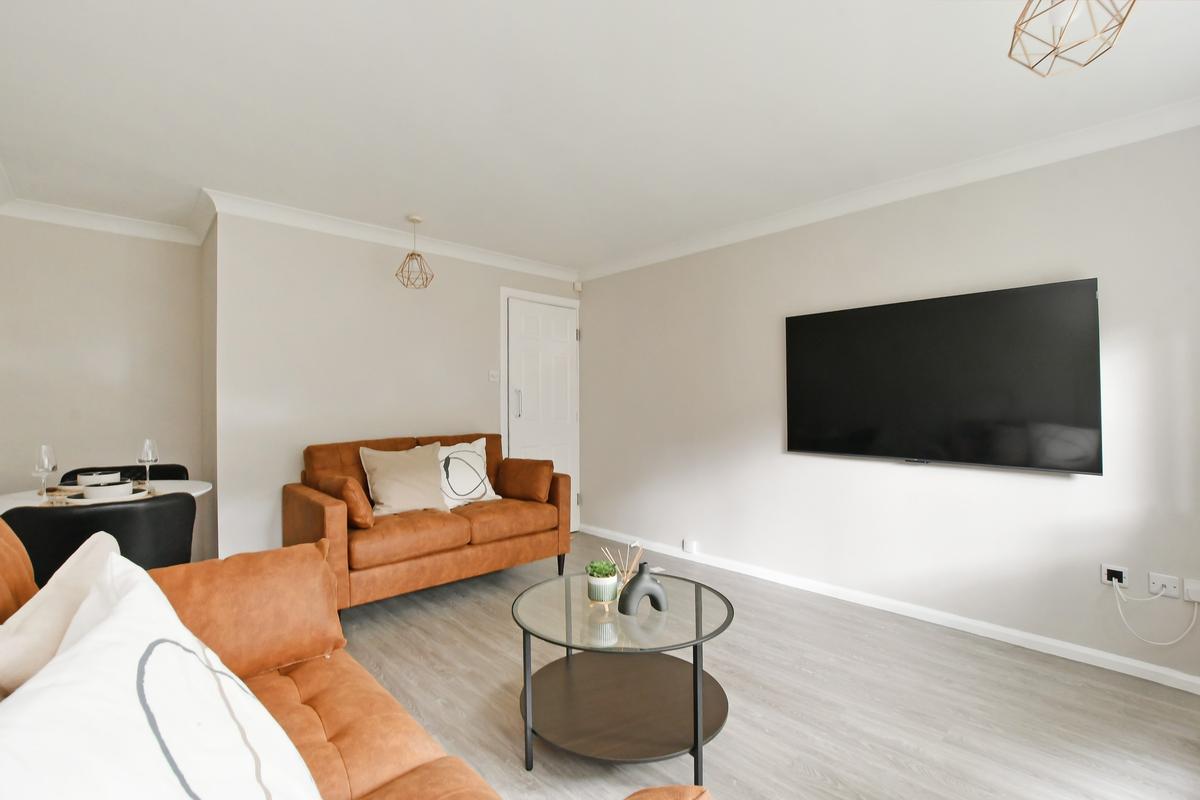 3 bedroom apartment for rent Tapton House Road Sheffield, S10 5BY ...