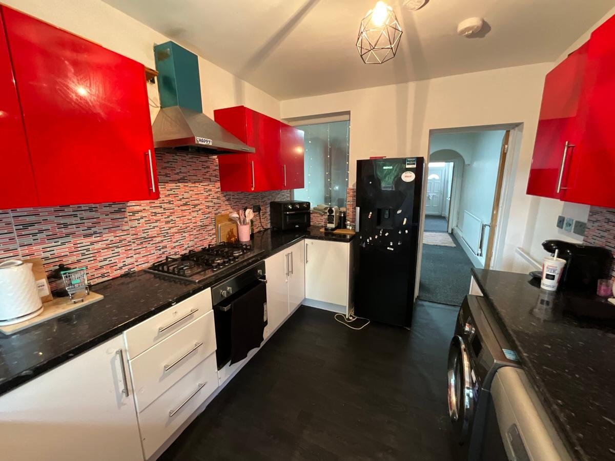 2 bedroom house for rent Cecil Street Nottingham, NG7 1GZ | UniHomes