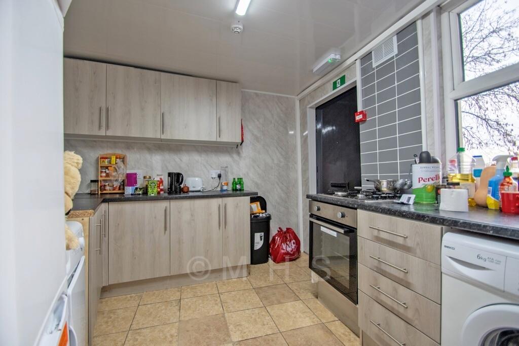 4 bedroom house for rent Delph Lane Leeds, LS6 2HQ | UniHomes