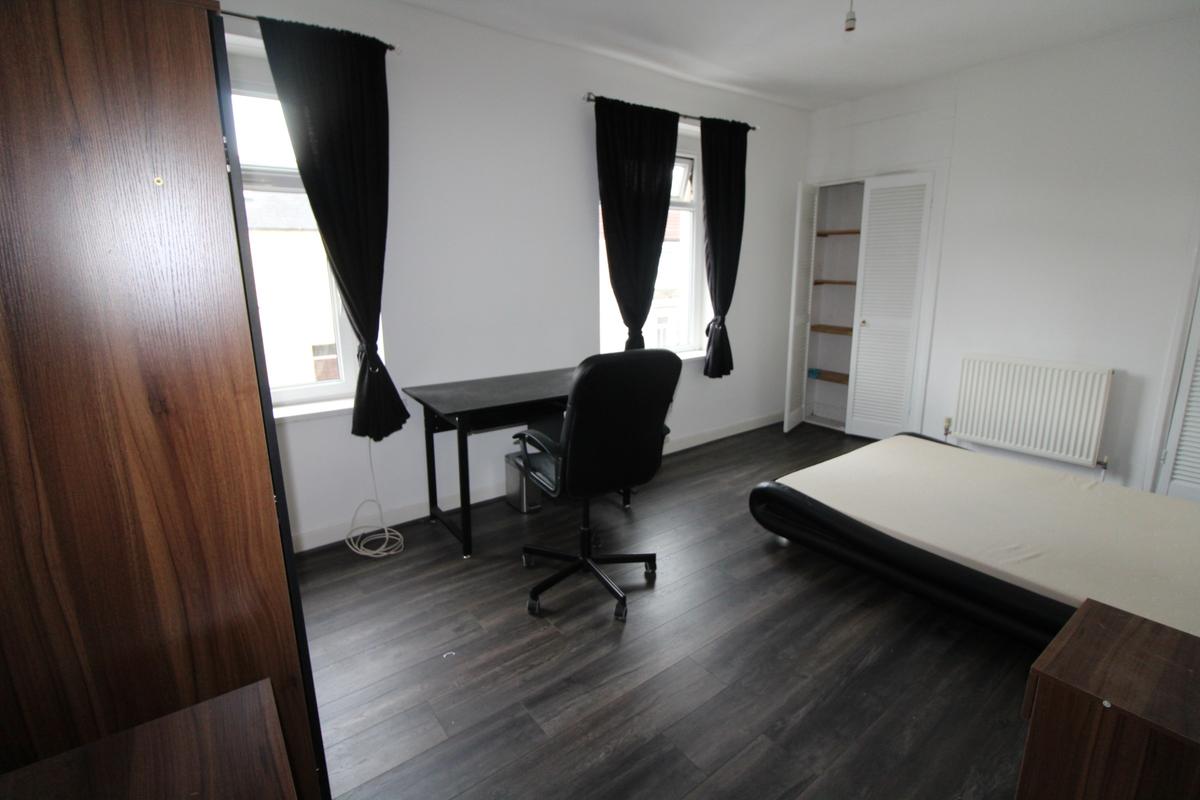 4 bedroom house for rent Russell Street Cardiff, CF24 3BG | UniHomes