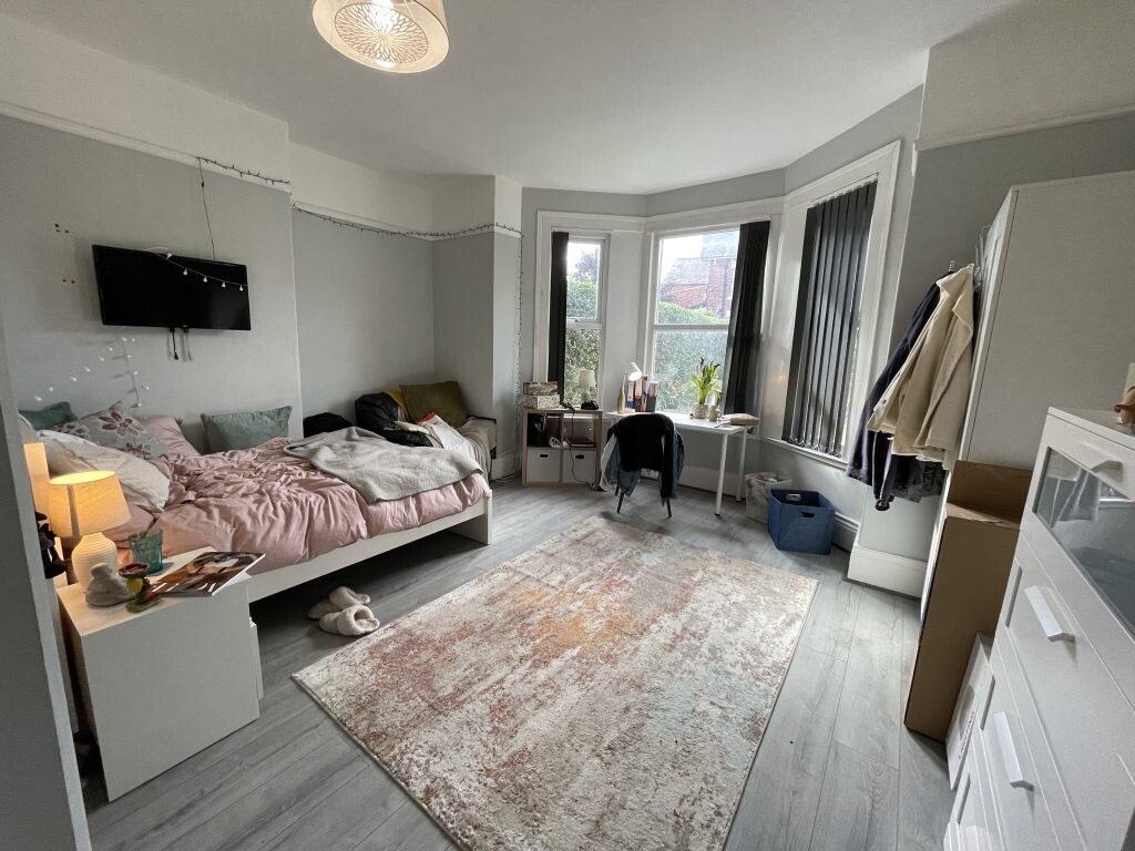 6 bedroom house for rent Gowan Terrace Newcastle, NE2 2PS | UniHomes