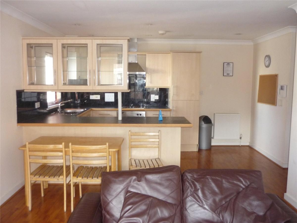 4 bedroom house for rent London Road Southampton, SO15 2AD | UniHomes