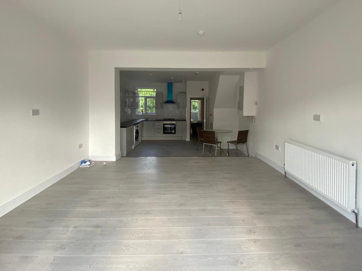 4 bedroom apartment for rent Wilmslow Road, Manchester, M14 5AQ | UniHomes