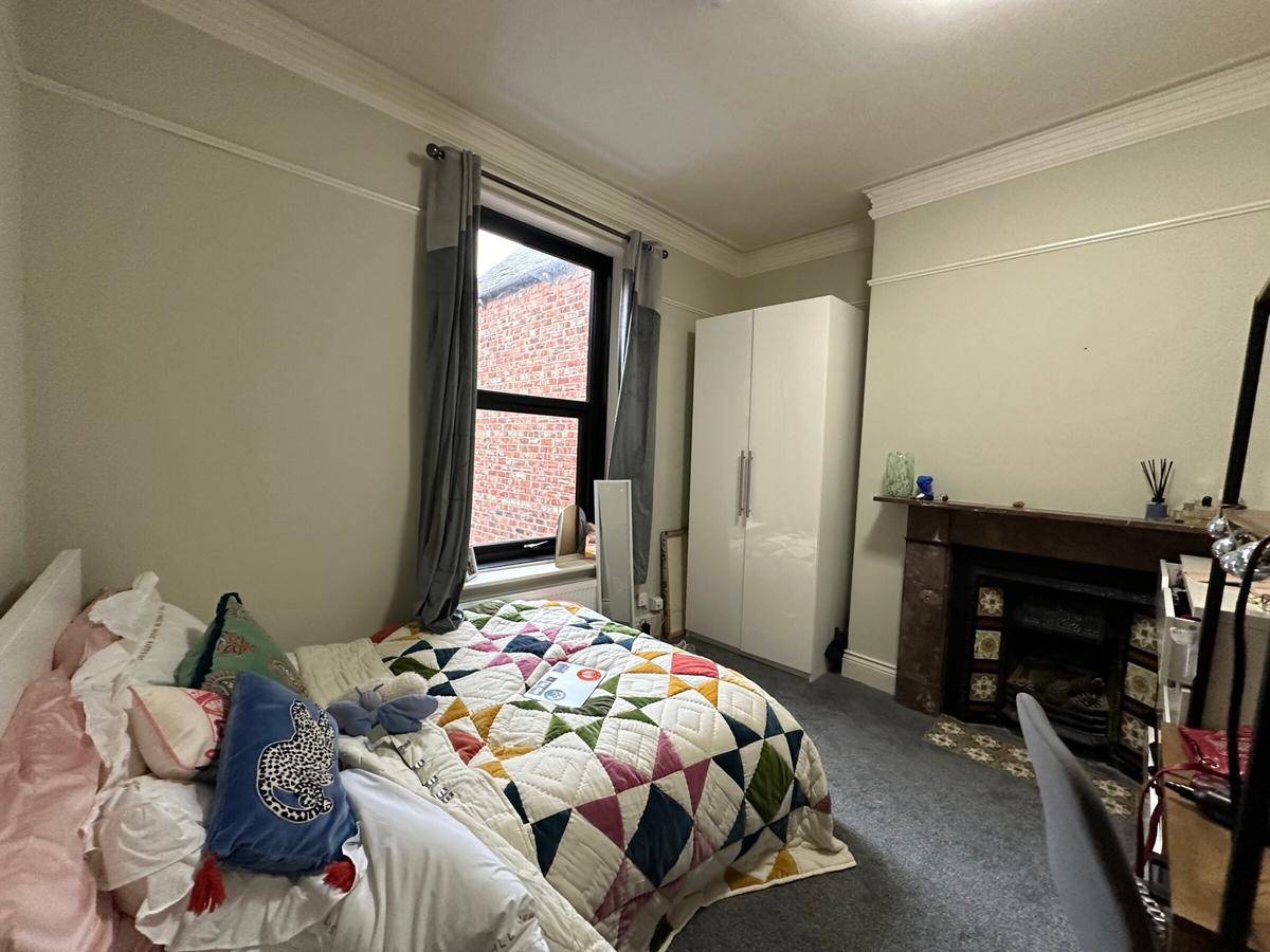 6 bedroom house for rent Manor House Road Newcastle, NE2 2LY | UniHomes