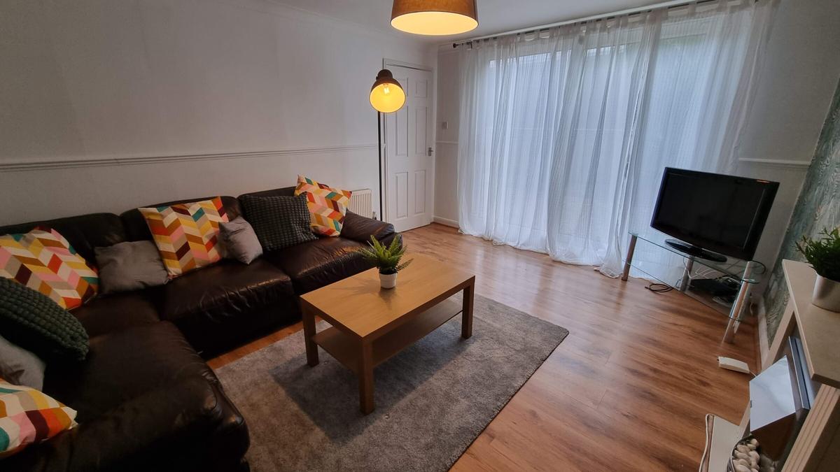 4 bedroom house for rent Woodbridge Fold Leeds, LS6 3LX | UniHomes