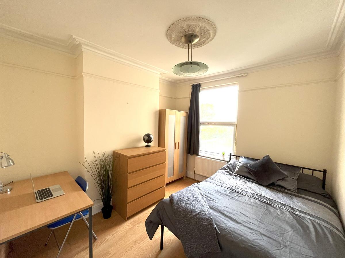 6 bedroom house for rent Laxey Road Bristol, BS7 0JA | UniHomes