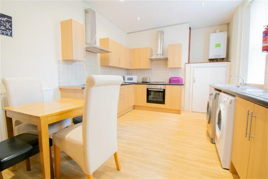 10 bedroom house for rent Portland Terrace Newcastle, NE2 1QQ | UniHomes