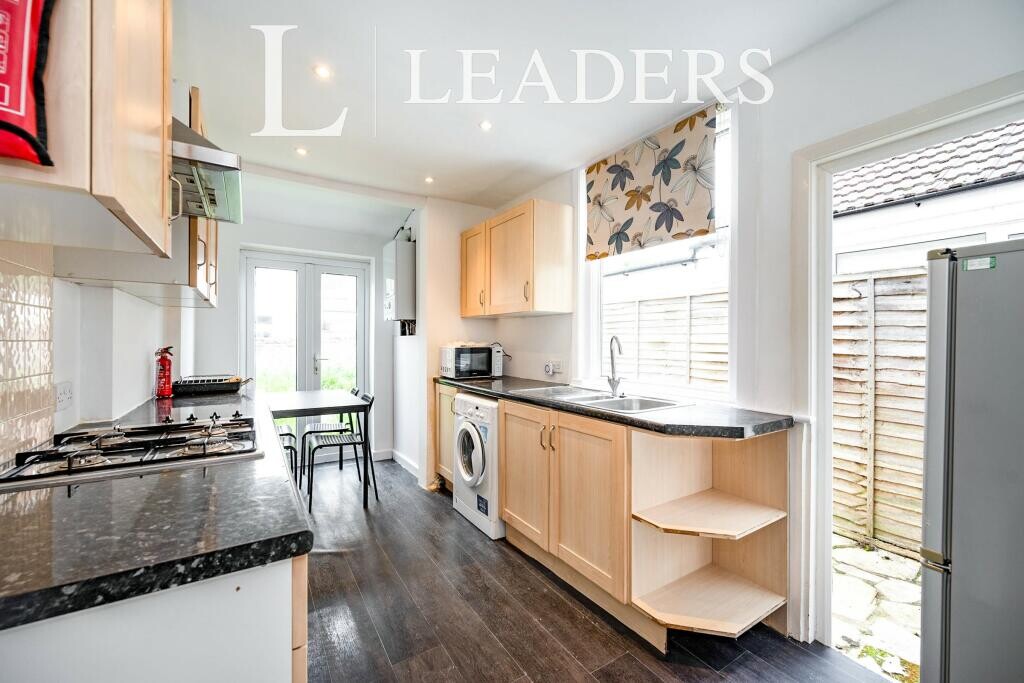 3 bedroom house for rent Percy Road, Portsmouth, PO4 0BL | UniHomes