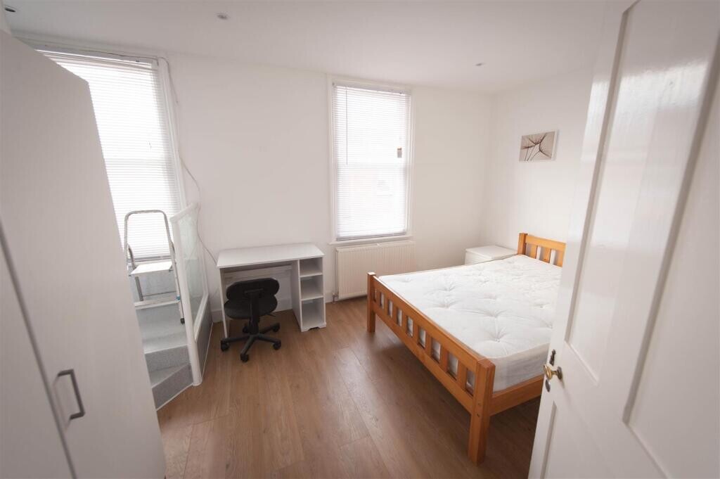 4 bedroom house for rent Lancaster Road Canterbury, CT1 3QE | UniHomes