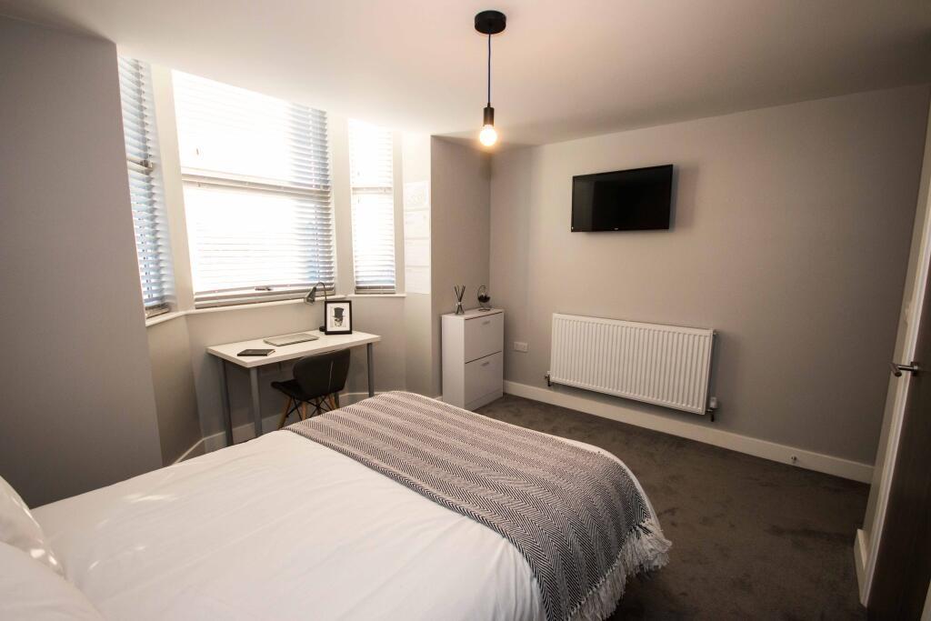 3 bedroom apartment for rent Broomfield Road Coventry, CV5 6JW | UniHomes