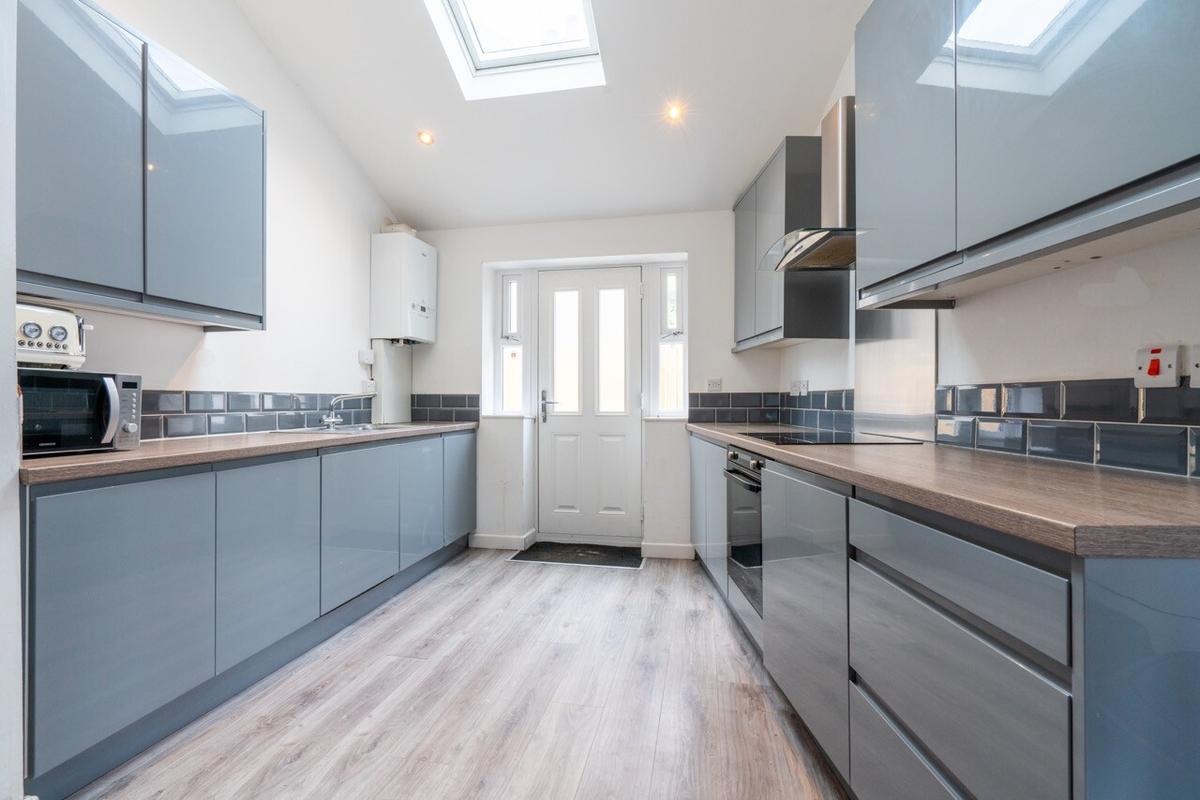 6 bedroom house for rent Barber Road, Sheffield, S10 1EB | UniHomes