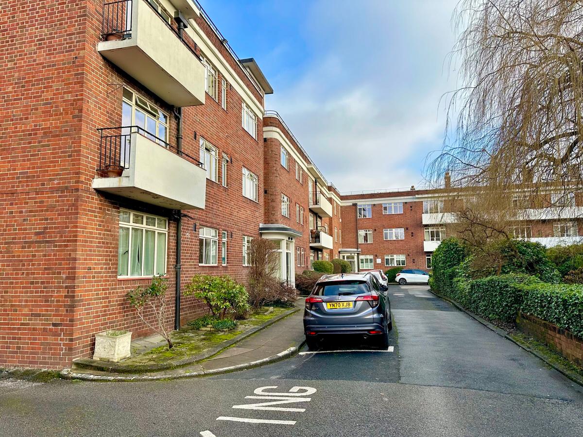 2 bedroom apartment for rent Wilmslow Road, Manchester, M14 6HY | UniHomes