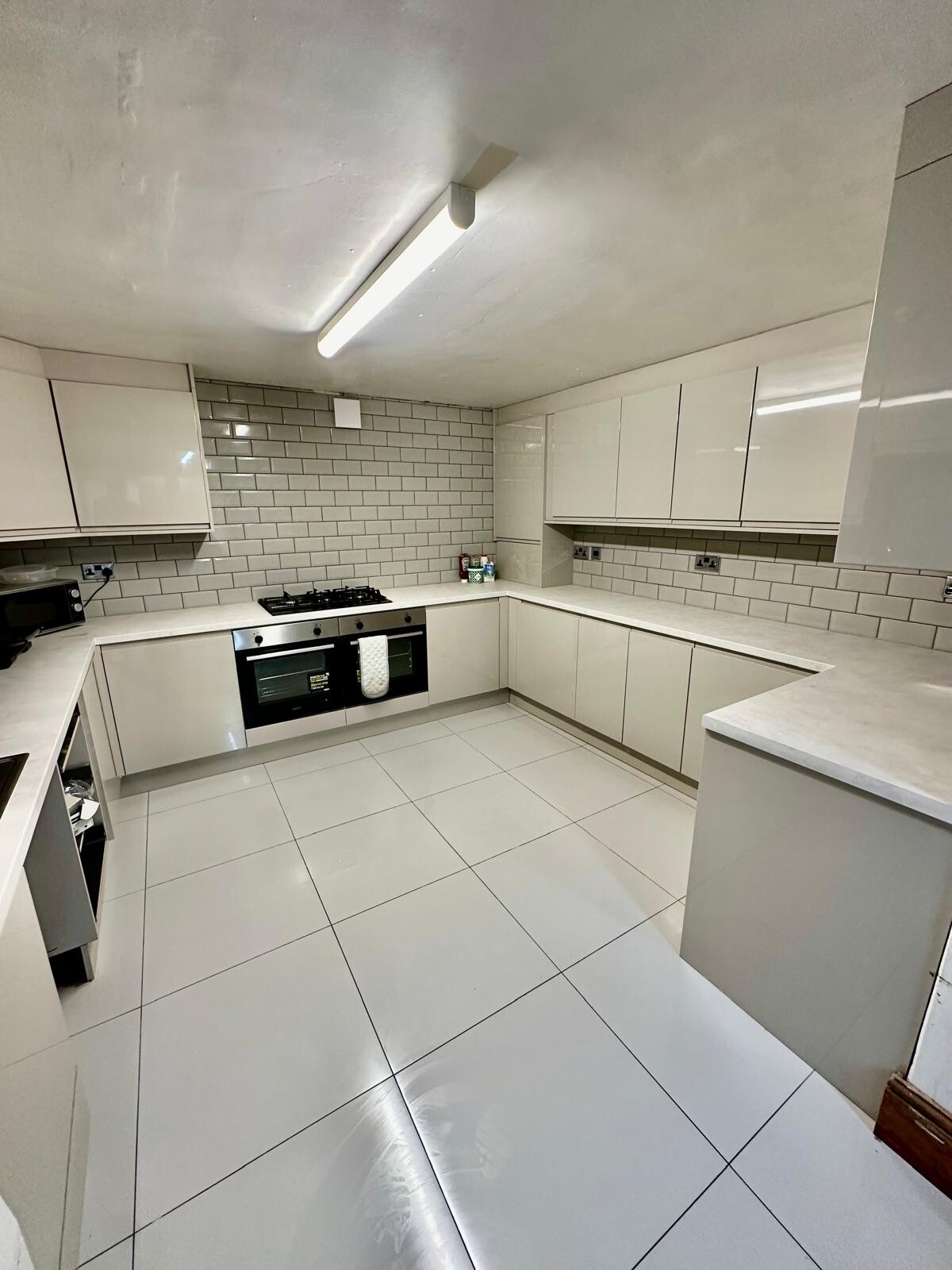 8 bedroom house for rent Manor Terrace Leeds, LS6 1BU | UniHomes