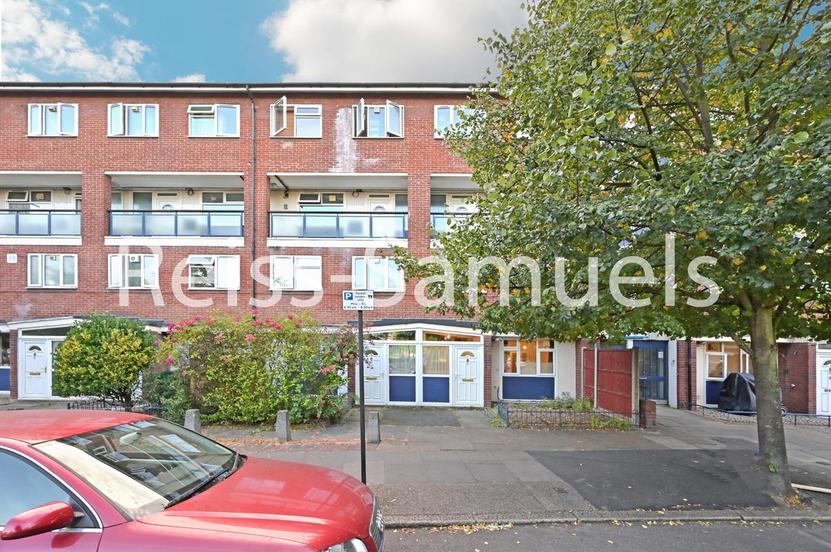 4 bedroom house for rent Cooks Road, London, SE17 3NG | UniHomes
