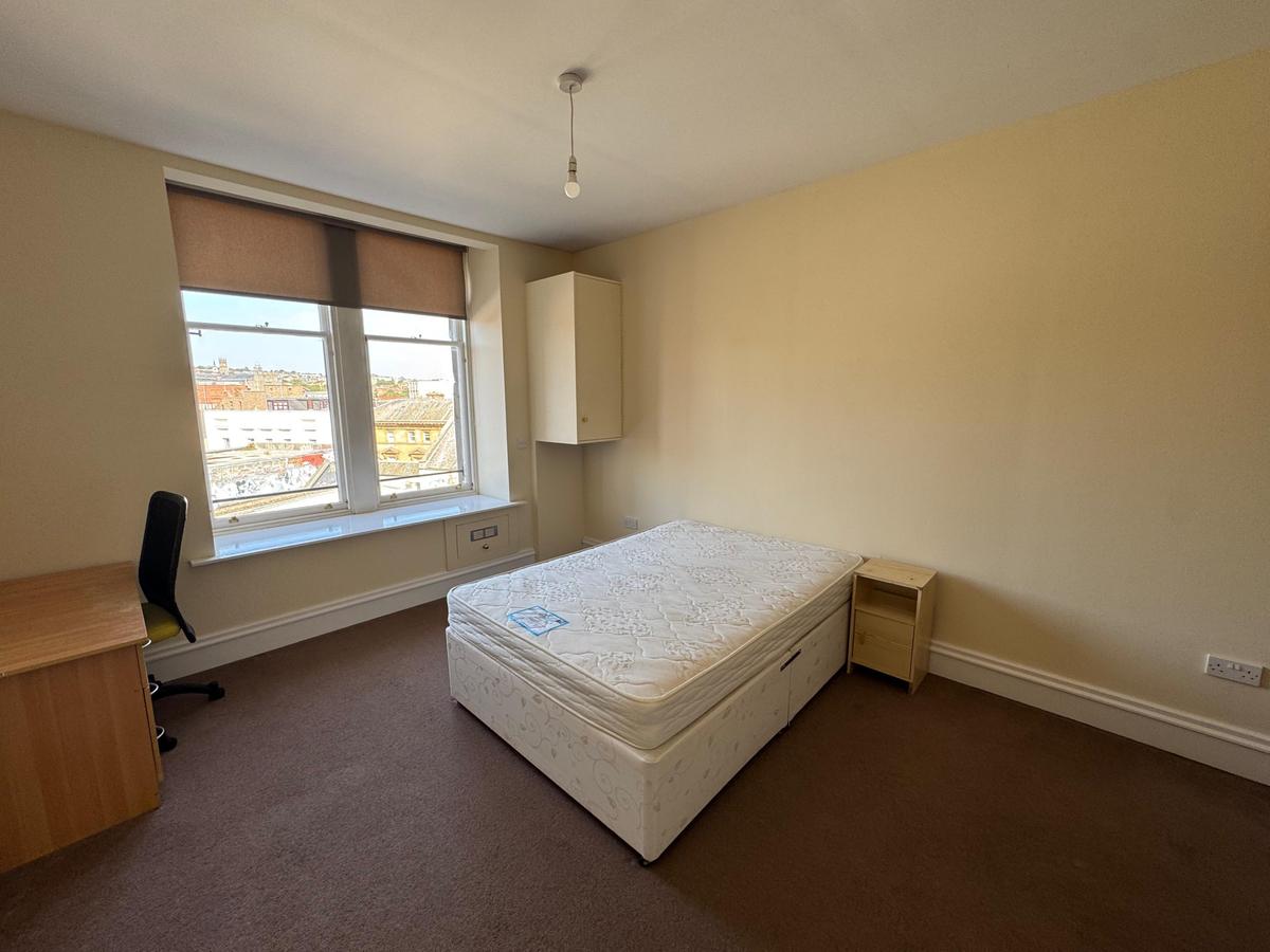 4 bedroom apartment for rent Commercial Street, Dundee, DD1 2AF | UniHomes