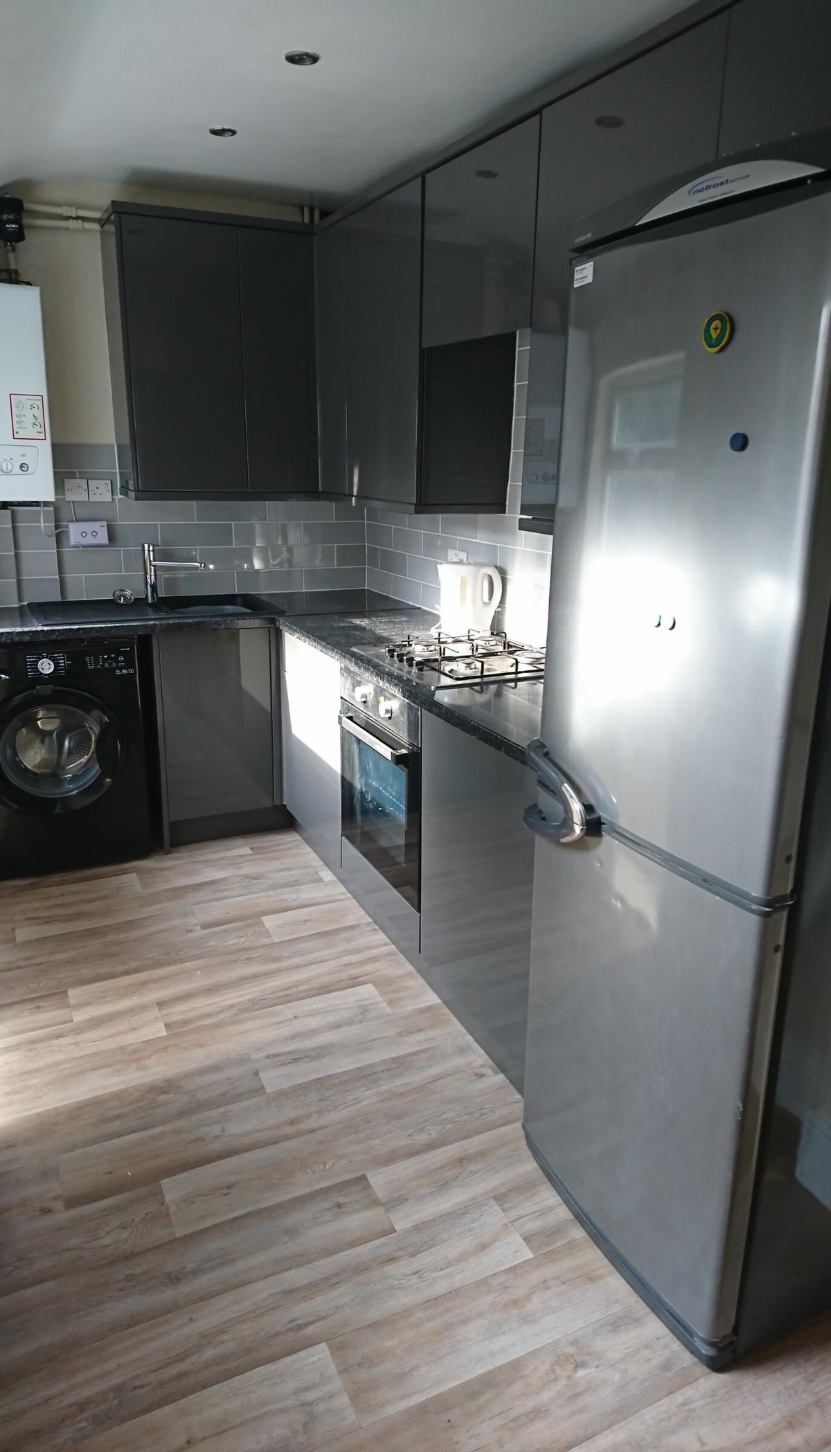 3 bedroom house for rent Clinton Street, Nottingham, NG9 1AZ | UniHomes