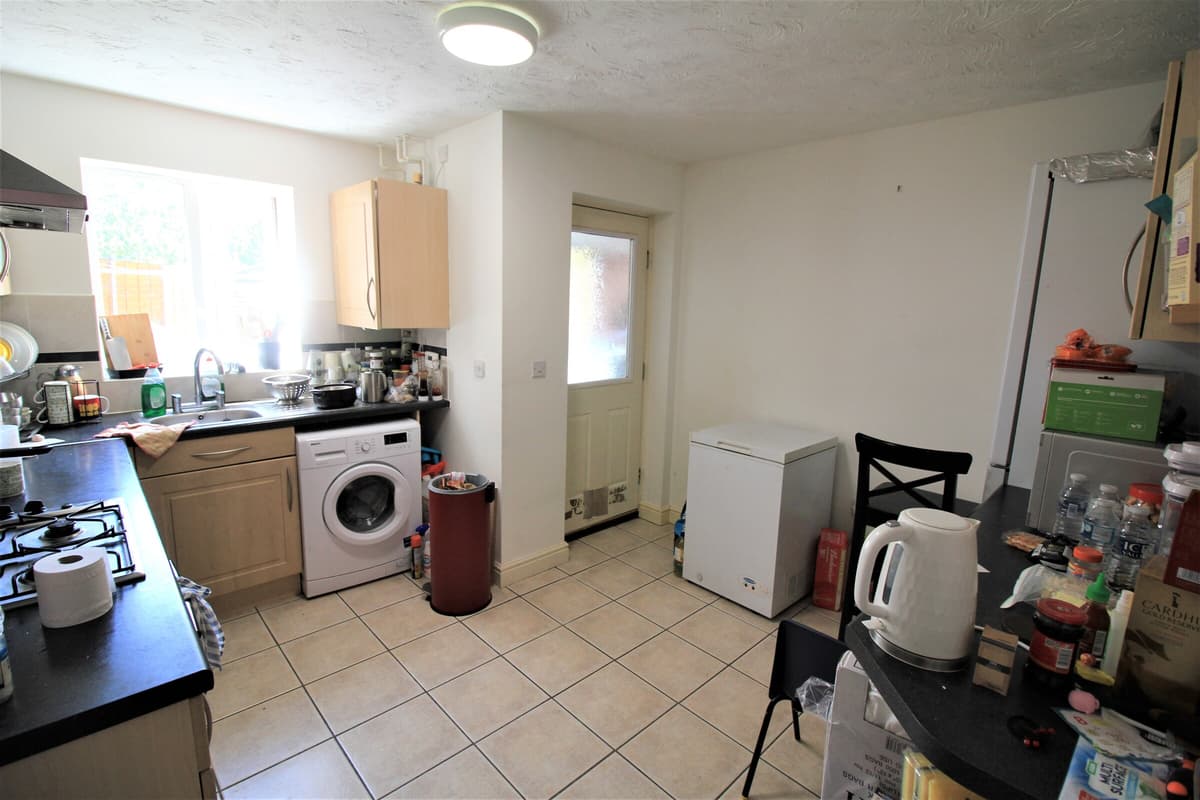 4 Bedroom House For Rent Roe Drive Norwich Nr5 8bt Unihomes
