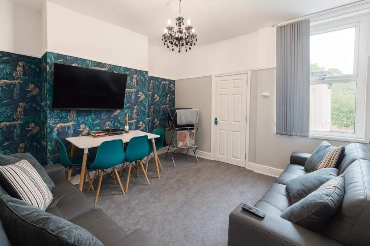 4 bedroom house for rent Sydney Road Sheffield, S6 3GH | UniHomes