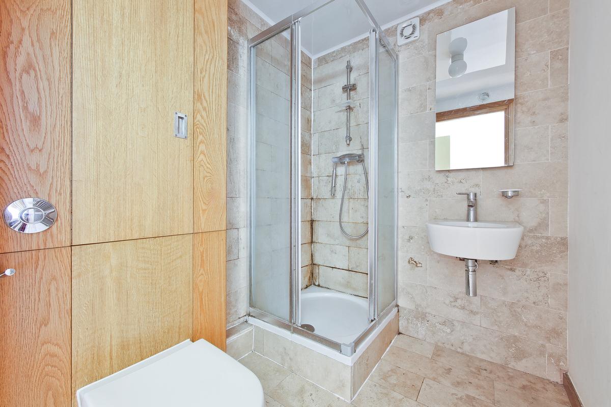 3 bedroom apartment for rent Westferry Road, London, E14 3RT | UniHomes