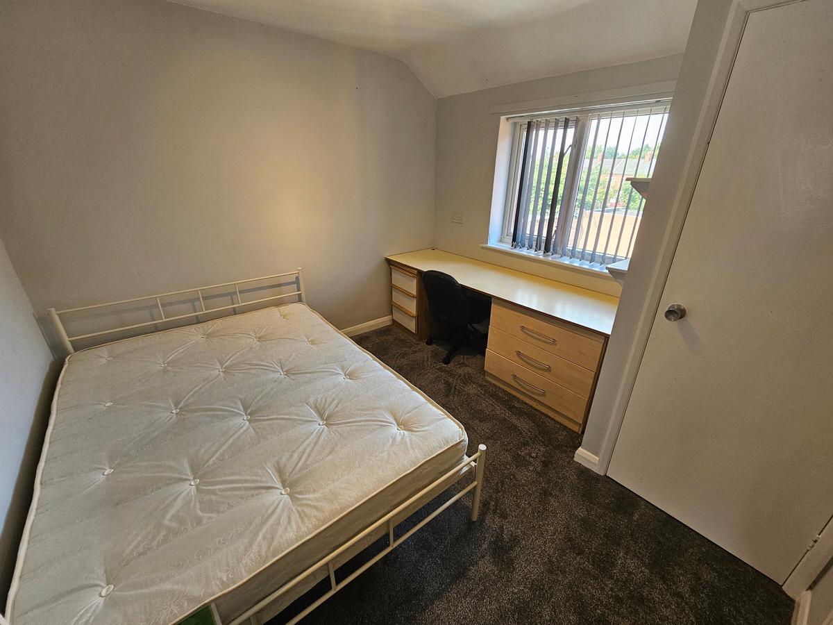 2 bedroom house for rent De Grey Street Hull, HU5 2SA | UniHomes