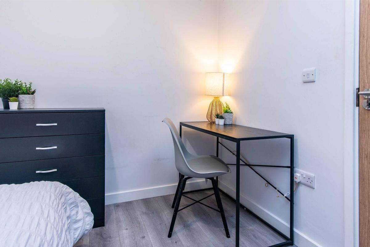 2 bedroom apartment for rent Long Row, Nottingham, NG1 2DR | UniHomes