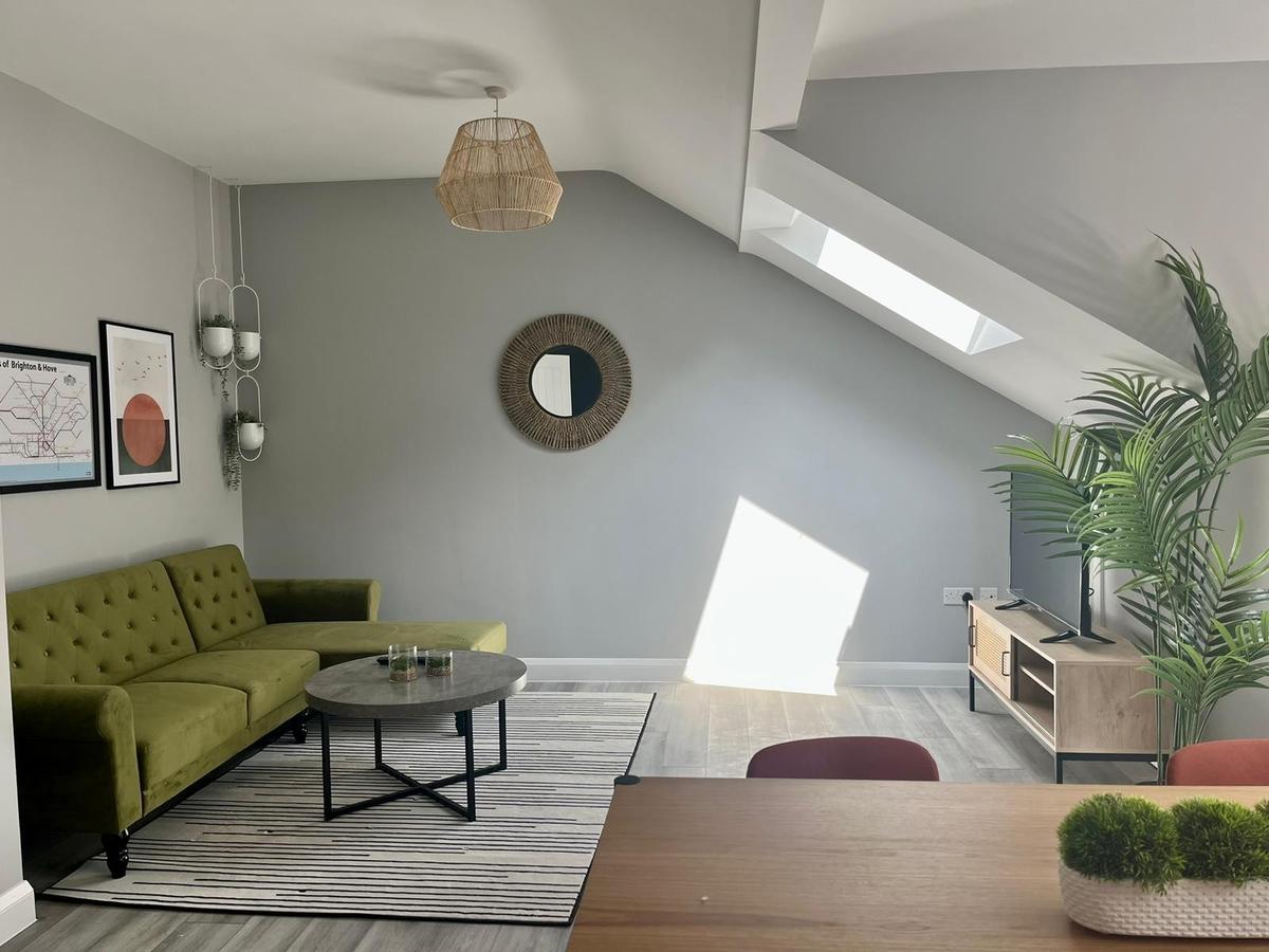 2 bedroom apartment for rent Park Close, Brighton, BN1 9DF | UniHomes