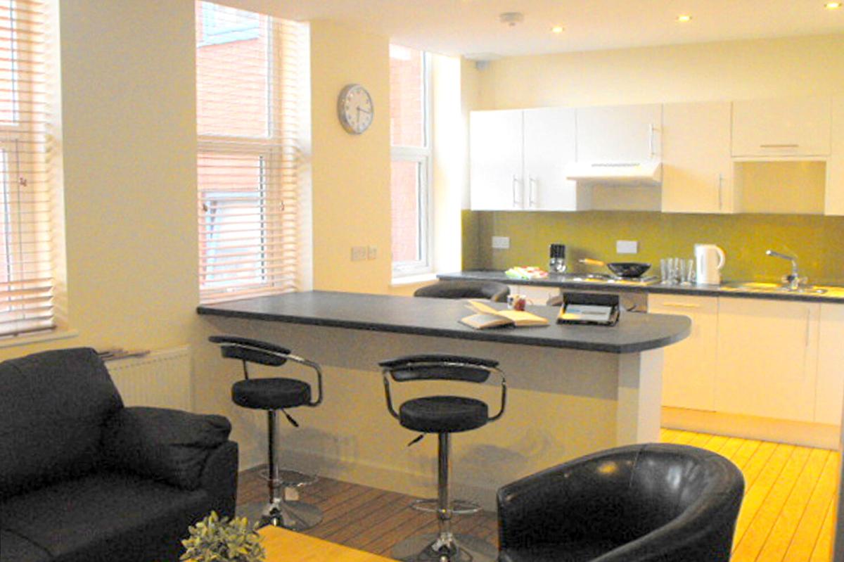 5 bedroom apartment for rent Tithebarn Street, Preston, PR1 1DL | UniHomes