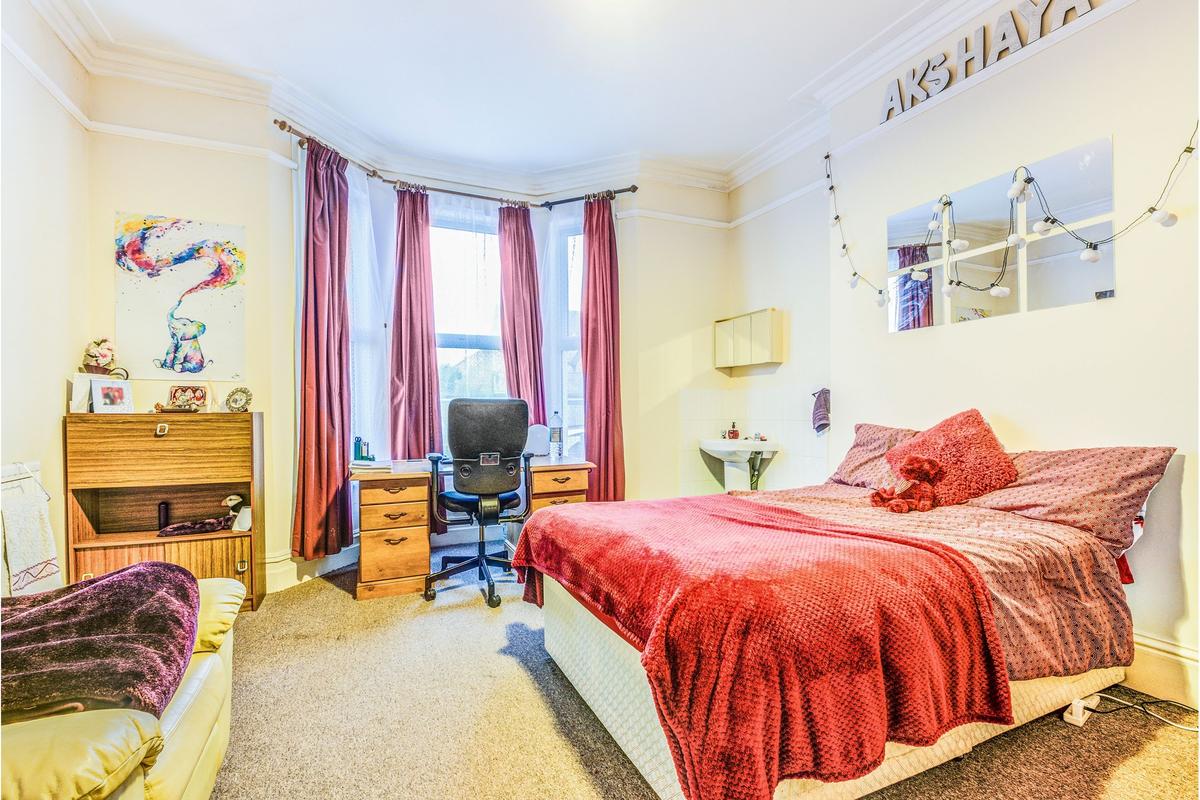 6 bedroom house for rent Forfield Place Leamington Spa, CV31 1HG | UniHomes