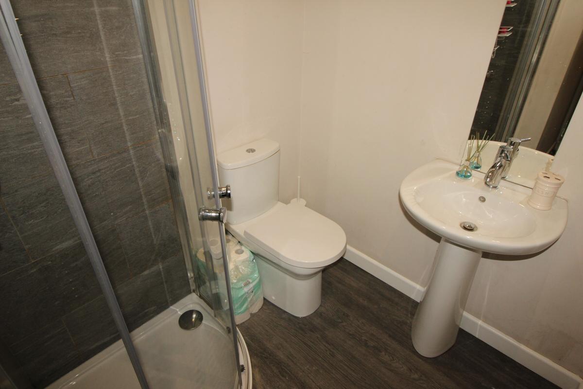 4 bedroom house for rent Christopher Road, Leeds, LS6 2JX | UniHomes