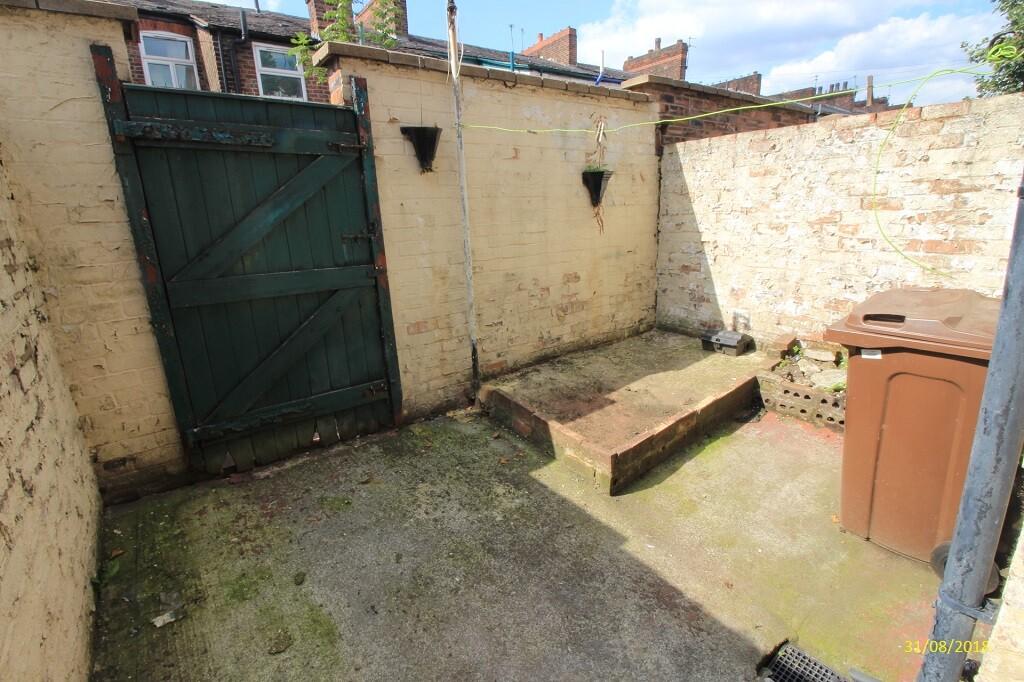 3 bedroom house for rent Fitzwarren Street, Manchester, M6 5RS | UniHomes