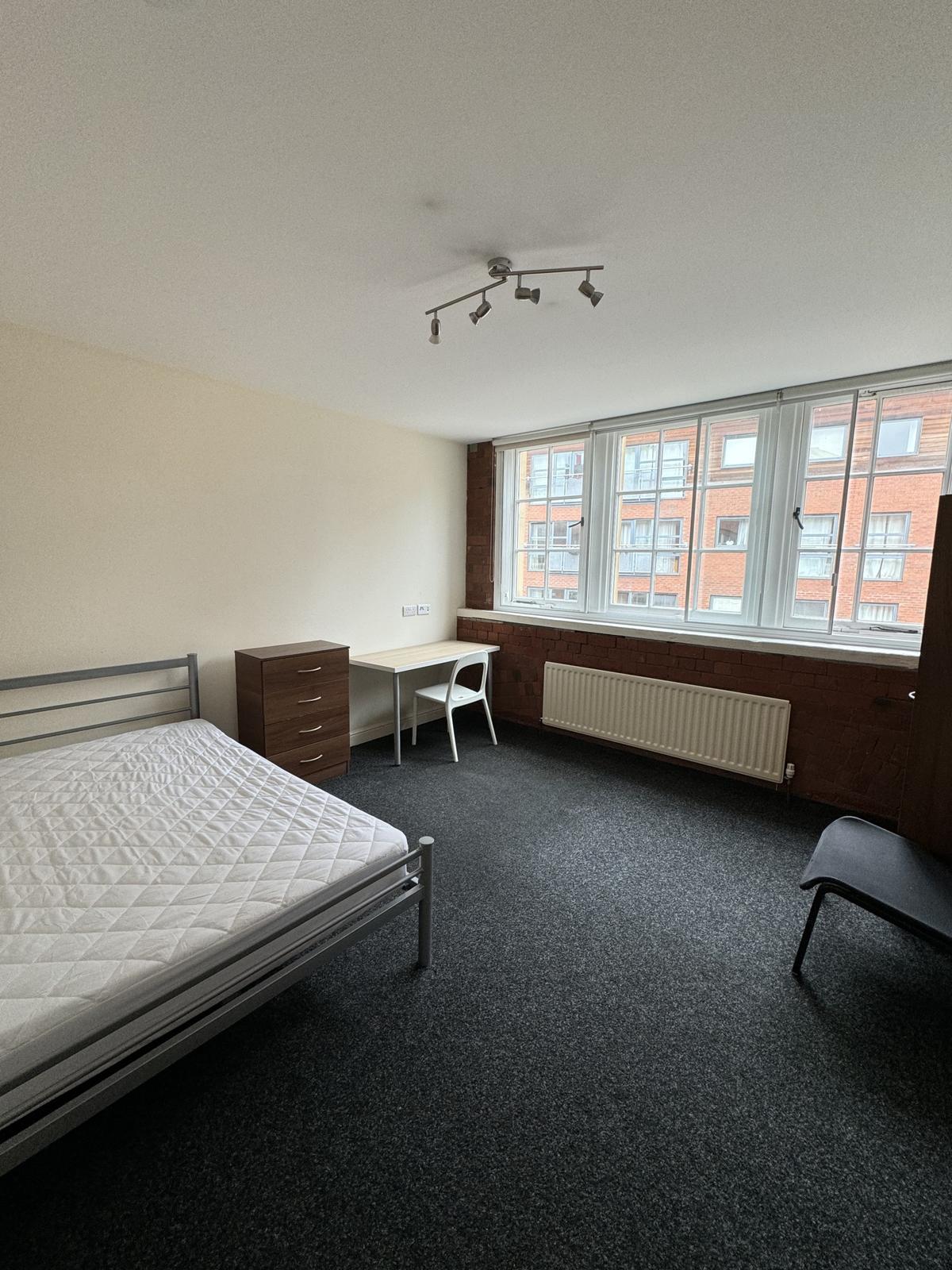 6 bedroom apartment for rent Trippet Lane Sheffield, S1 4JX | UniHomes