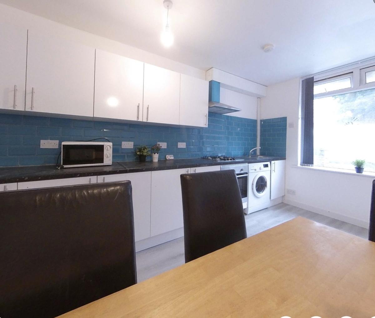5 bedroom house for rent Beeston Road Nottingham, NG7 2JP | UniHomes