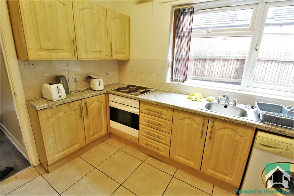 5 bedroom house for rent Oak Tree Lane Birmingham, B29 6HX | UniHomes