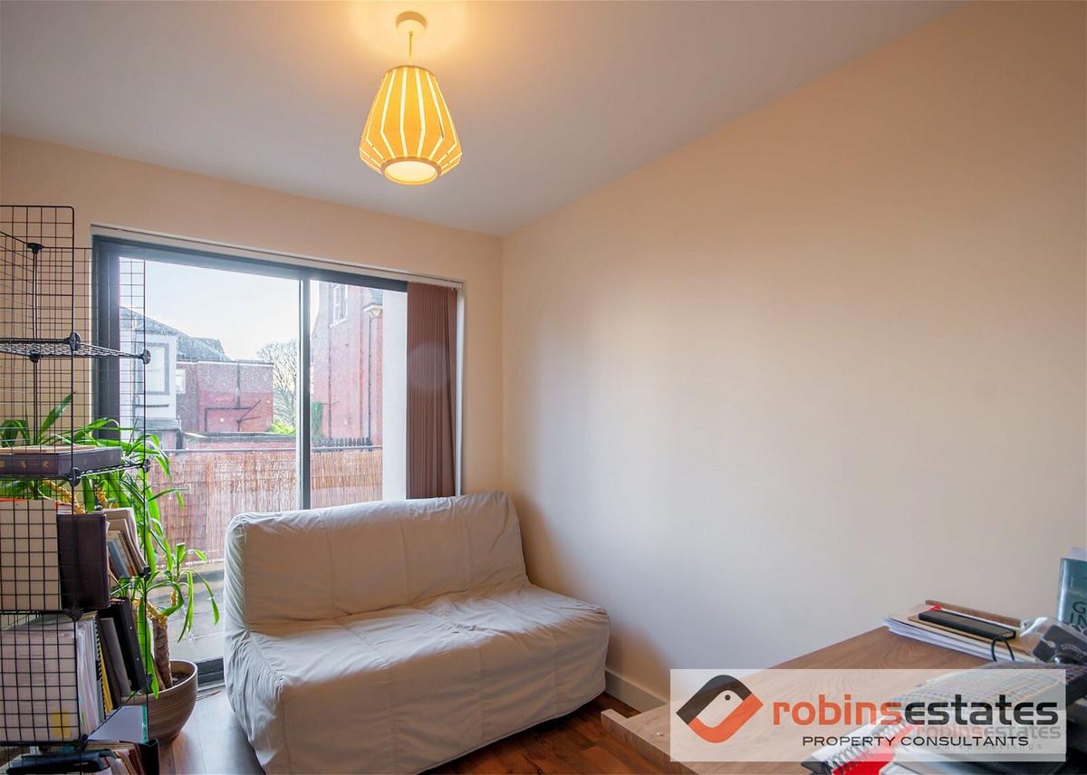 2 bedroom apartment for rent Portland Road Nottingham, NG7 4HE | UniHomes