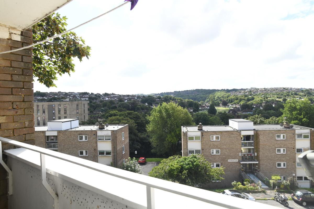 4 bedroom house for rent Highbrook Close, Brighton, BN2 4HL | UniHomes