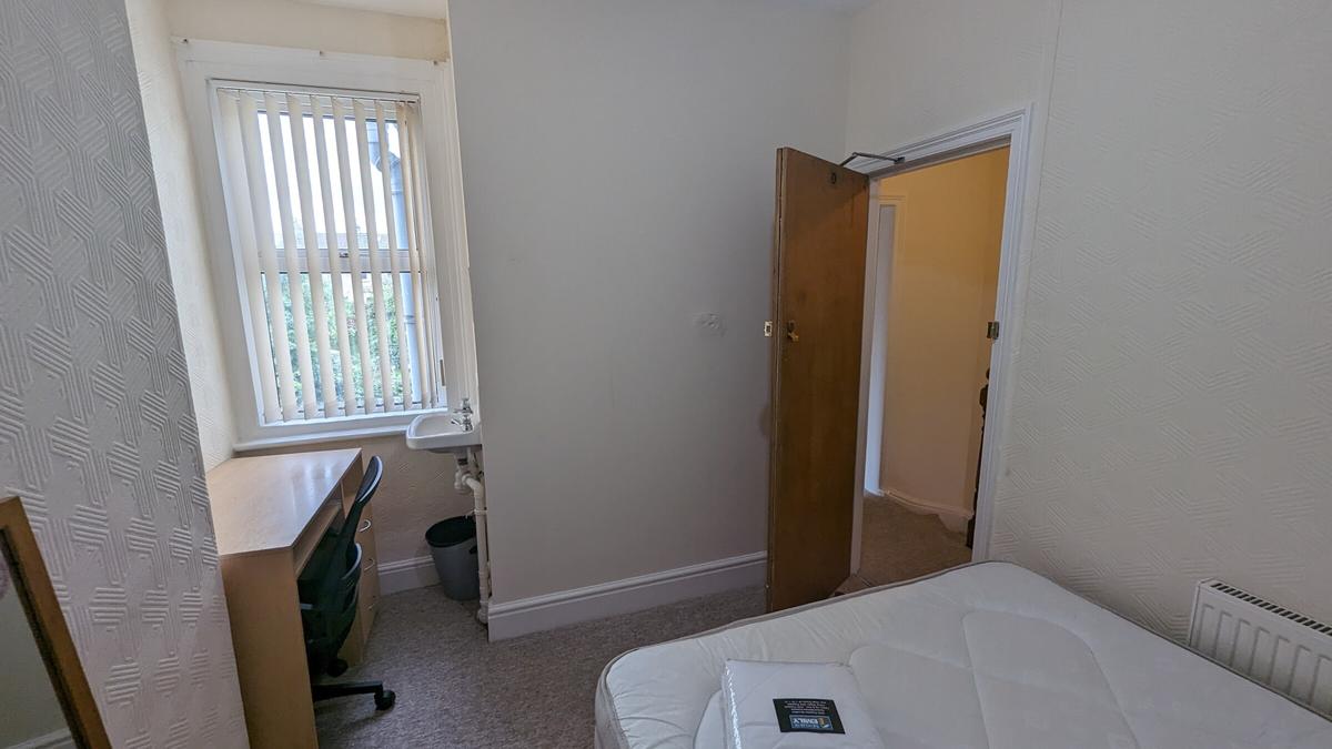 6 bedroom house for rent Triangle North, Bath, BA2 3JB | UniHomes