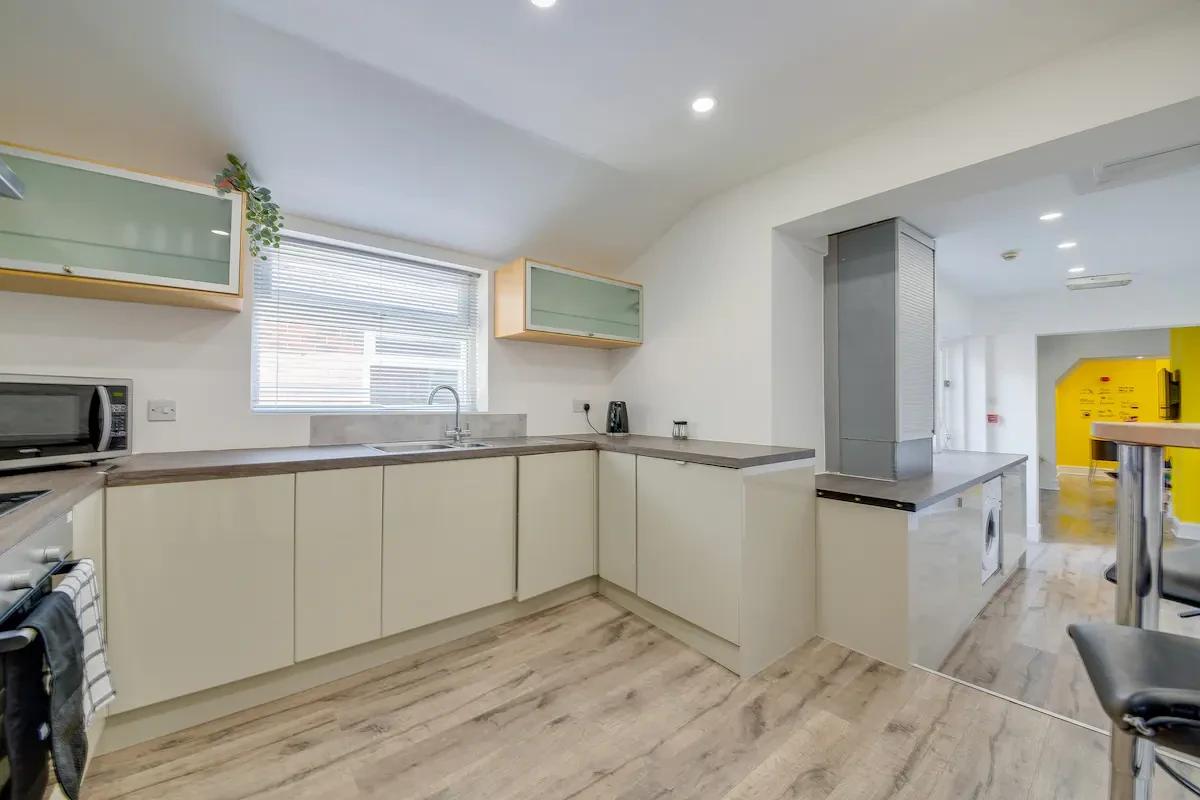 6 bedroom house for rent Broomhall Street Sheffield, S3 7SQ | UniHomes