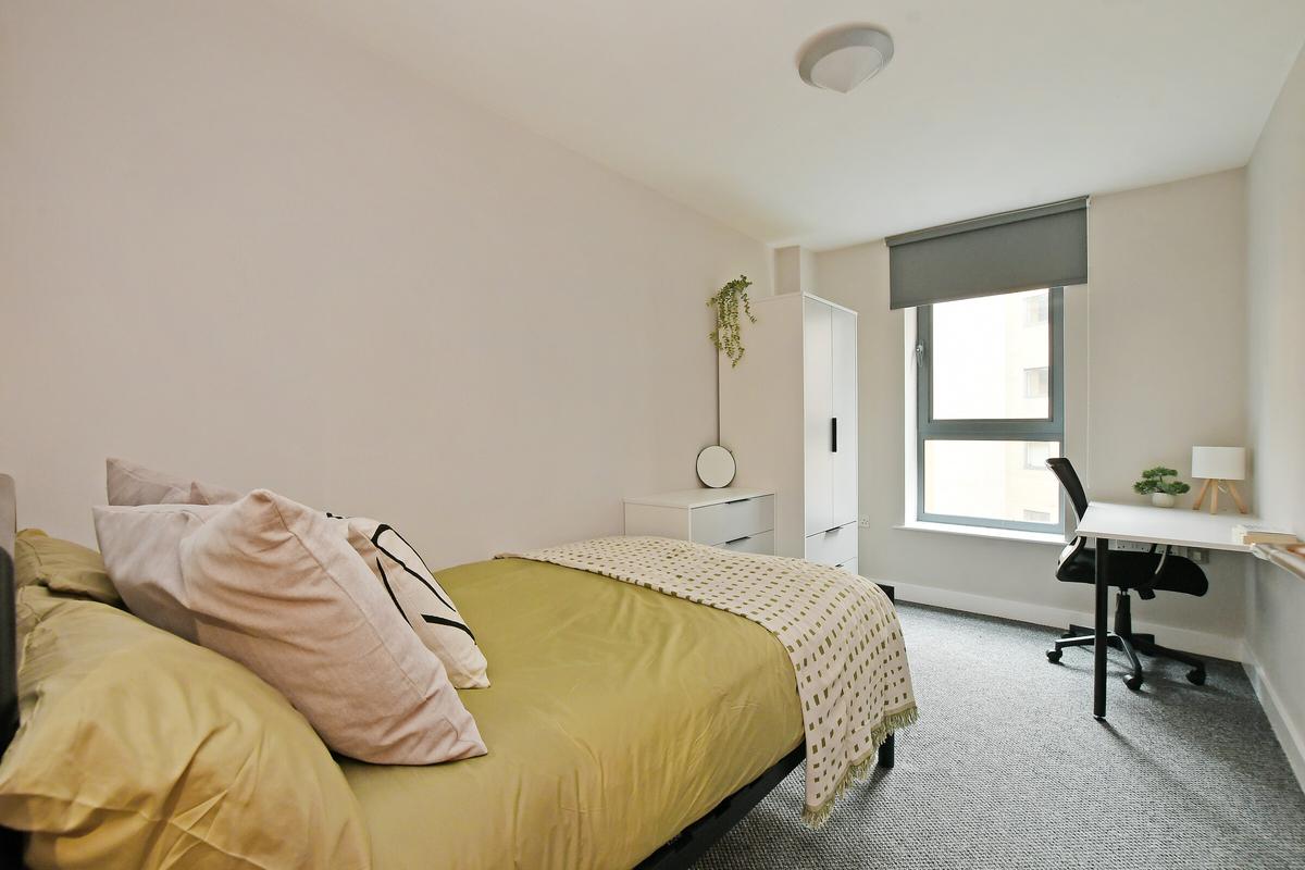 4 bedroom apartment for rent West One Development, Fitzwilliam Street ...