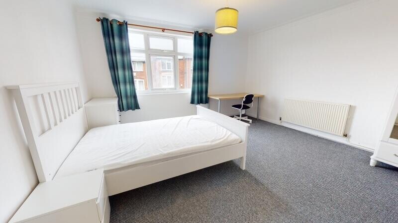 6 bedroom house for rent Manor Drive, Leeds, LS6 1DD | UniHomes