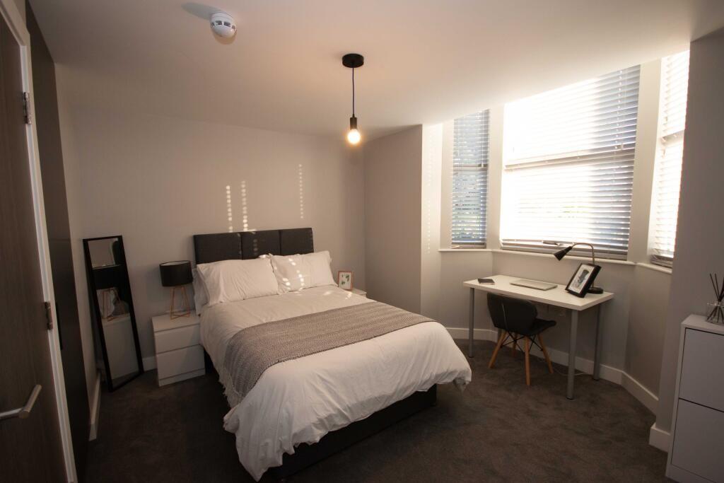 3 bedroom apartment for rent Broomfield Road Coventry, CV5 6JW | UniHomes