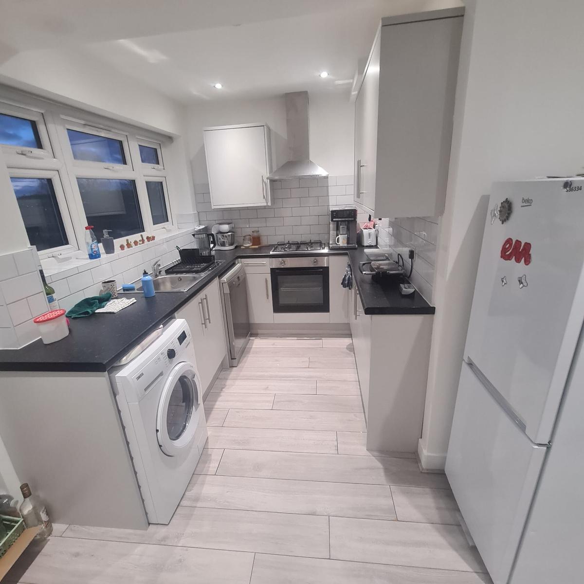 2 Bedroom House For Rent Wesley Street Leeds Ls11 8rb Unihomes