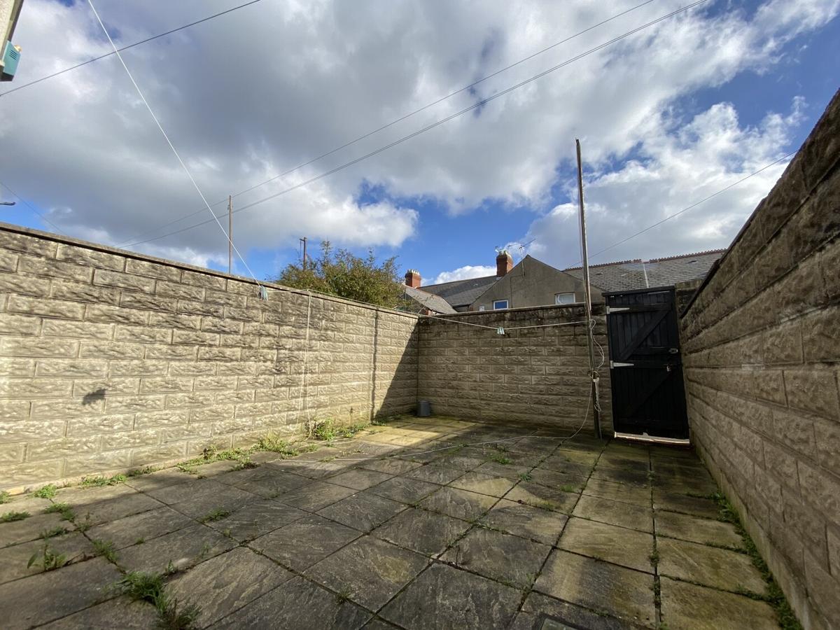 5 bedroom house for rent Malefant Street, Cardiff, CF24 4QH | UniHomes